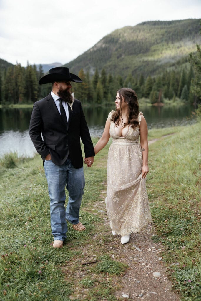 Officers Gulch Elopement near Copper Mountain - Cara Eliz Photo